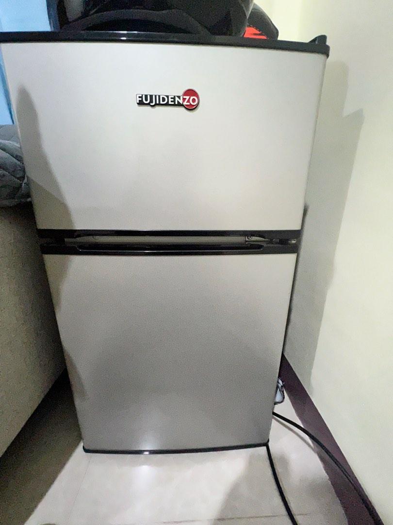 Fujidenzo 3.5 cu 2-door Personal Fridge, TV & Home Appliances, Kitchen ...