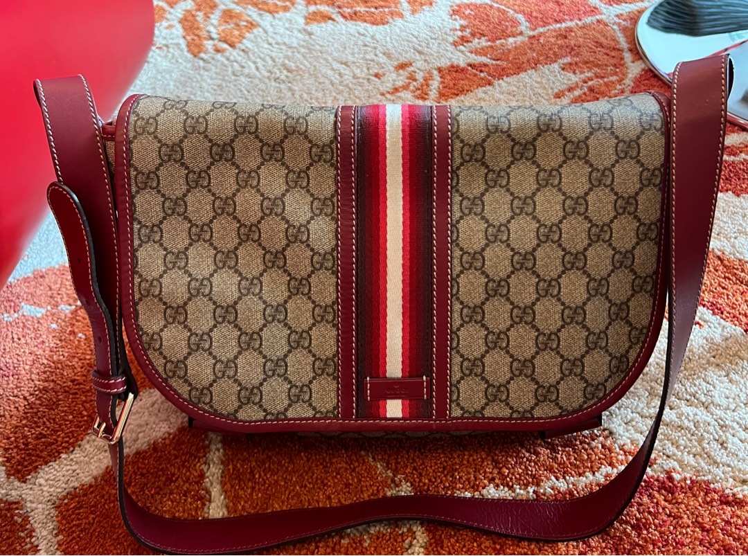 Gucci Cross body bag, Luxury, Bags & Wallets on Carousell
