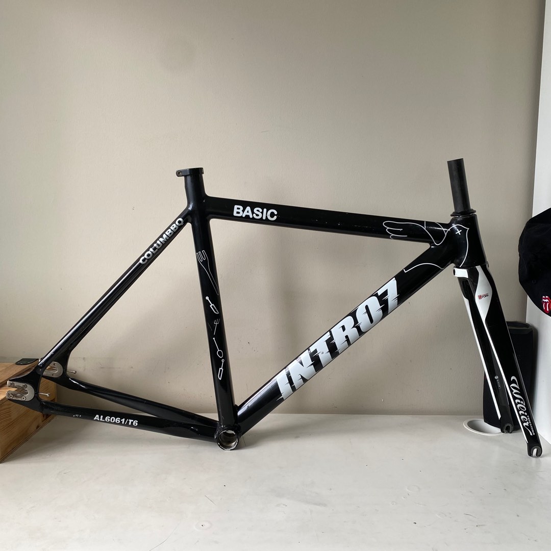 Intro7 Intro 7 ColumBBQ Basic Frameset with wilier Carbon fork, Sports ...