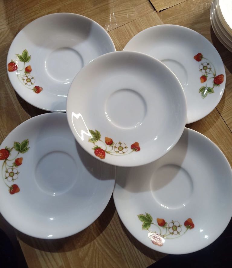 Japan Saucers, Furniture & Home Living, Kitchenware & Tableware ...