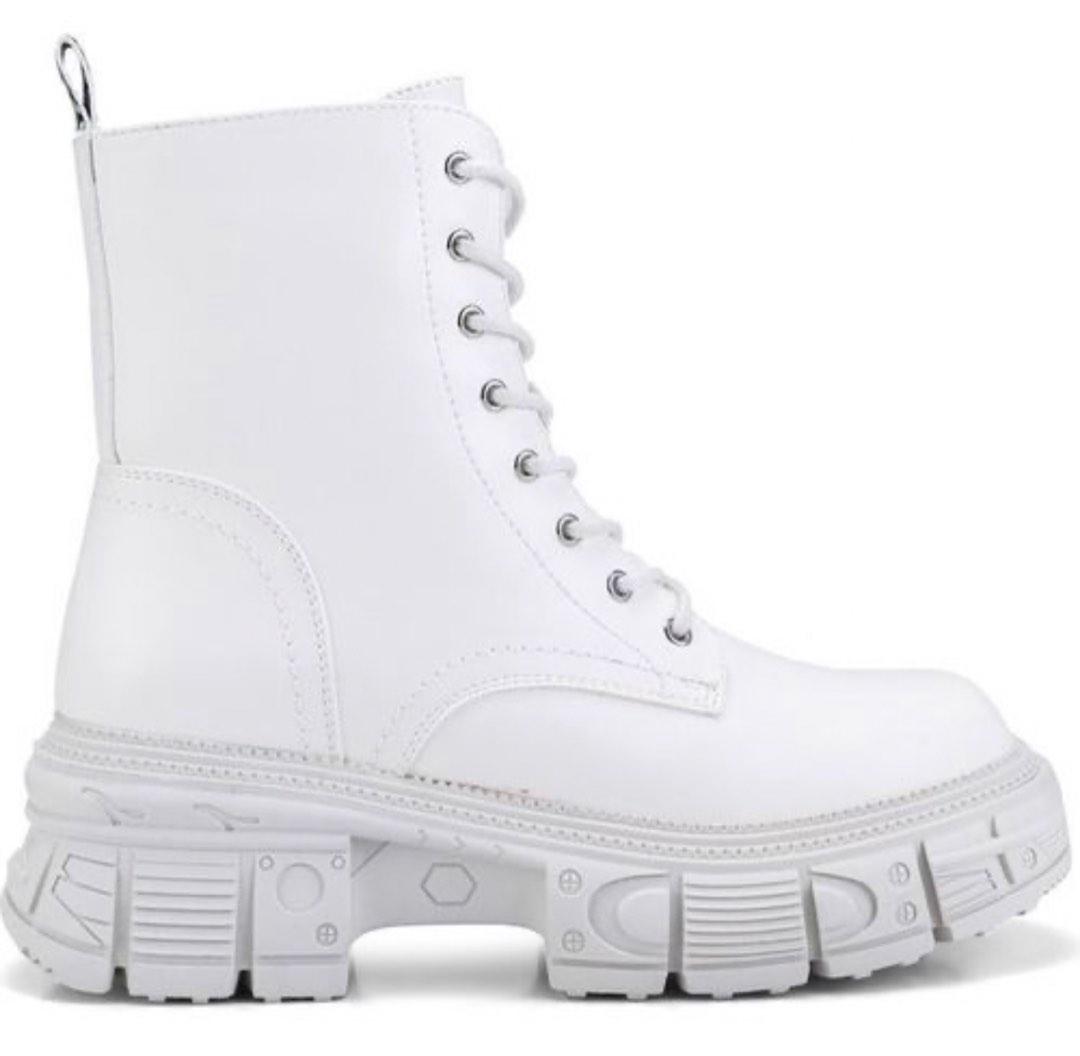 Keddo brooklyn boots in white, Women's Fashion, Footwear, Boots on ...