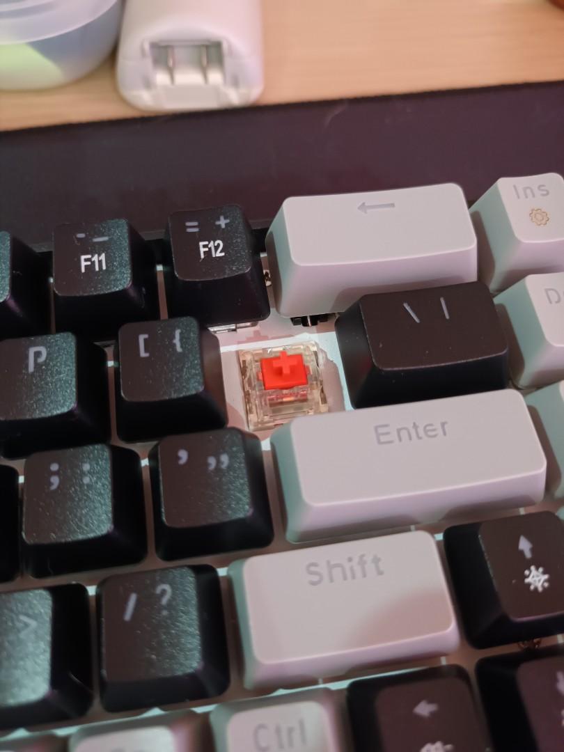 MageGee 65% Wired Keyboard Red Switch Type C, Computers & Tech, Parts ...