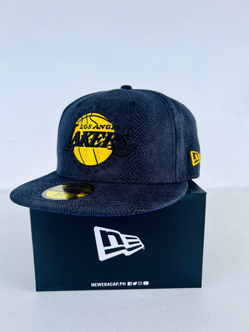 New Era Black Mamba 7 3/4, Men's Fashion, Watches & Accessories, Caps ...
