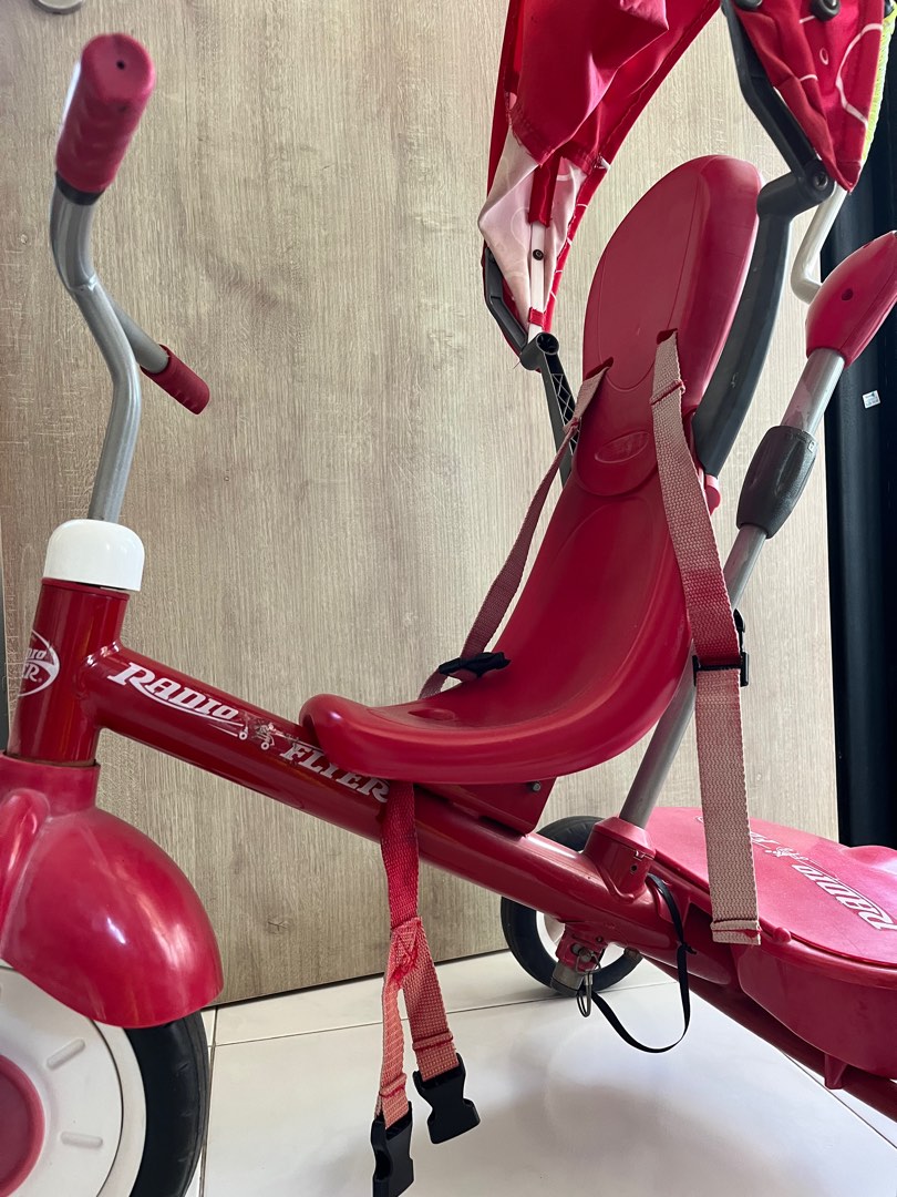 Rebless radio flyer, Babies & Kids, Infant Playtime on Carousell