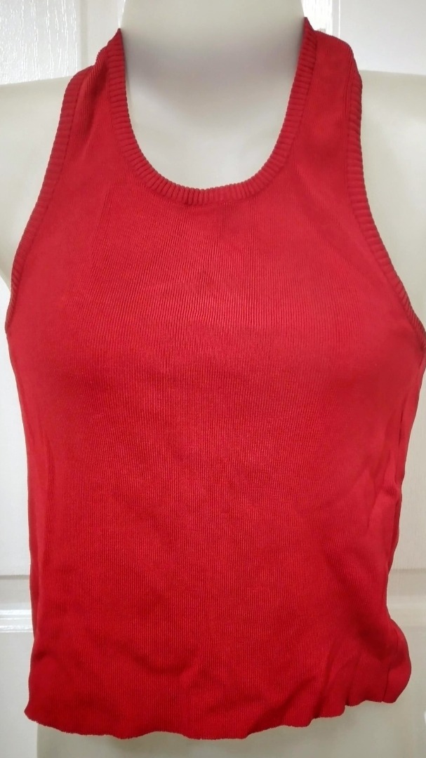 red G2000 halter top, Women's Fashion, Tops, Others Tops on Carousell