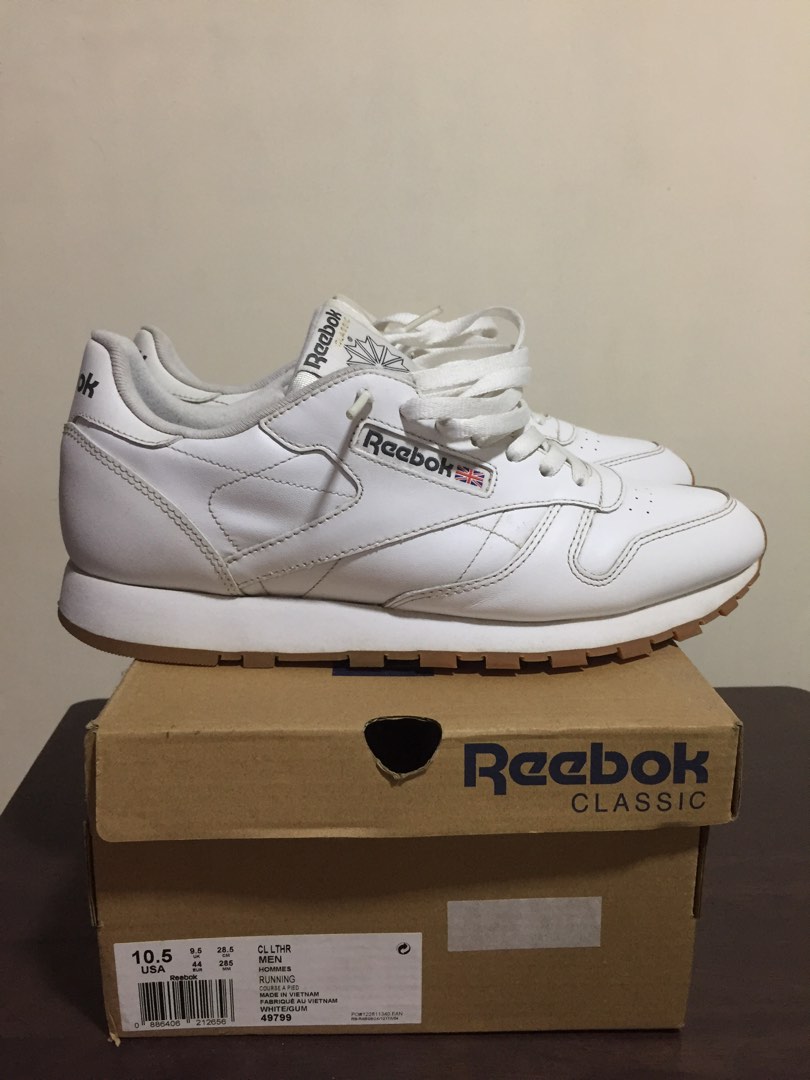 Reebok Classic white/gum, Men's Fashion, Footwear, Sneakers on Carousell