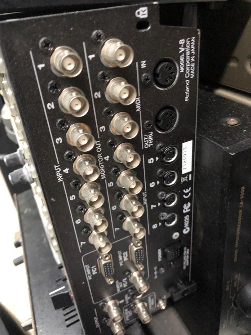 Roland v8 video mixer, 興趣及遊戲, 音樂樂器 & 配件, 樂器 on Carousell