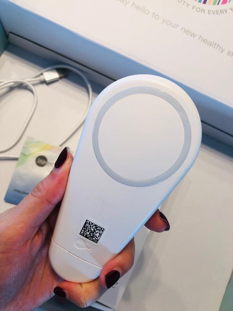 Skincare device Tri Light + SABI AI, Beauty & Personal Care, Face, Face ...