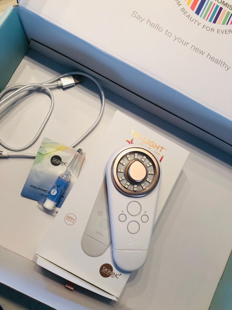 Skincare device Tri Light + SABI AI, Beauty & Personal Care, Face, Face ...