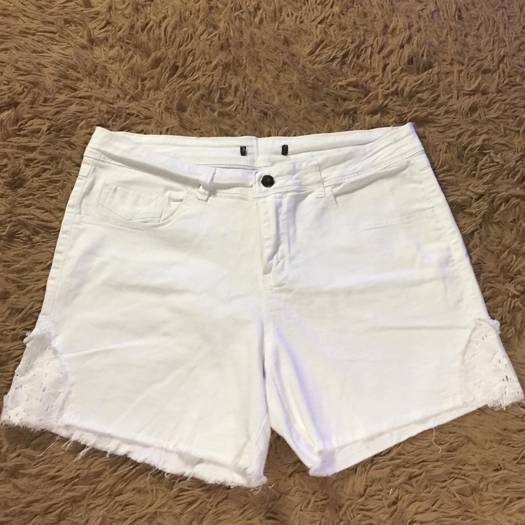 SM WOMAN white lace side shorts, Women's Fashion, Bottoms, Shorts on ...