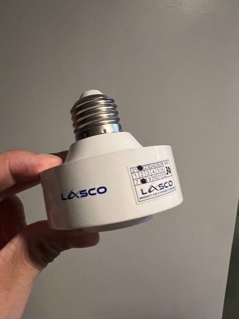 Smart Wifi Bulb Socket, Furniture & Home Living, Lighting & Fans ...