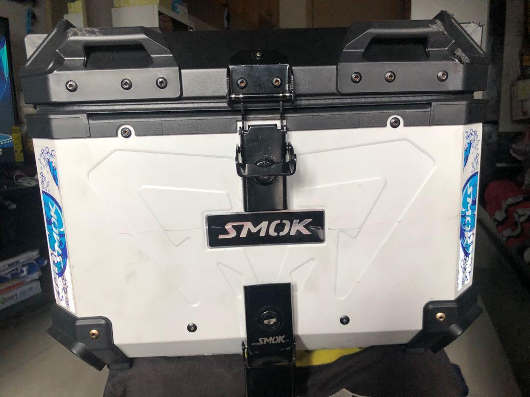 SMOK Poseidon Alloy Top Box 45L (White), Motorbikes, Motorbike Parts ...