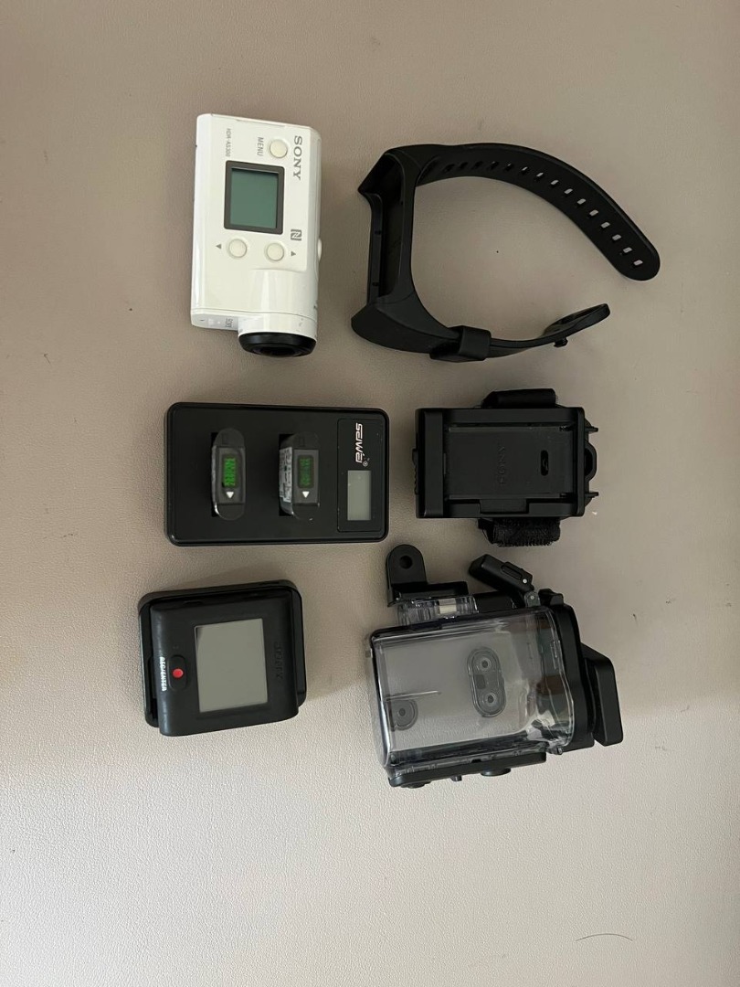 Sony Action Camera with Remote Control (HDR-AS300), Photography ...