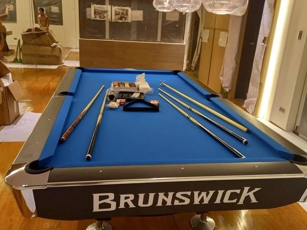 STANDARD BRUNSWICK BILLIARD TABLE, Sports Equipment, Sports & Games ...