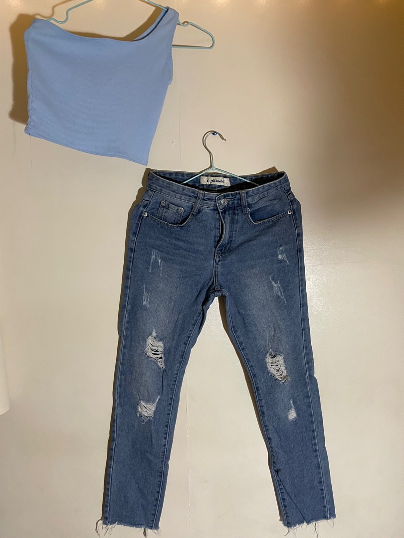 Straight cut ripped pants, Women's Fashion, Bottoms, Jeans on Carousell