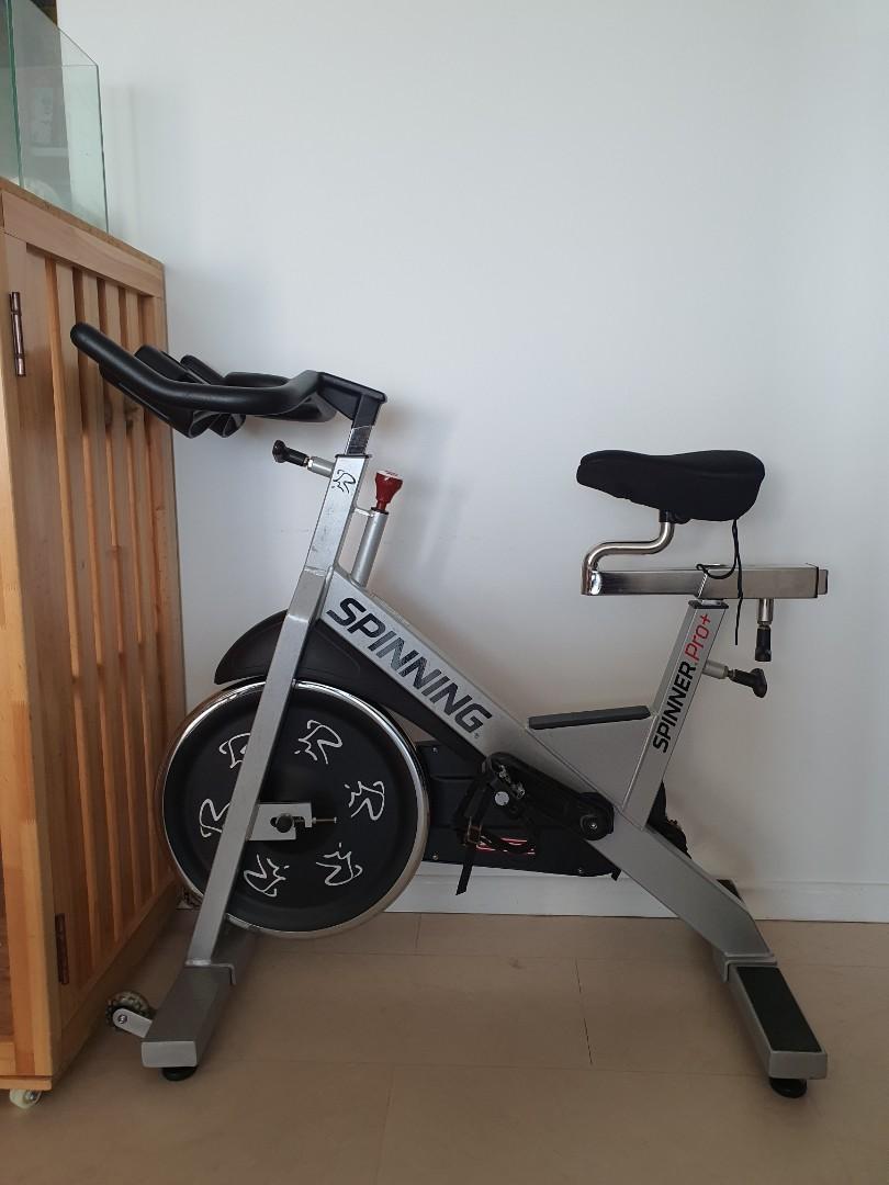 Used spinning bike, Sports Equipment, Exercise & Fitness, Cardio ...