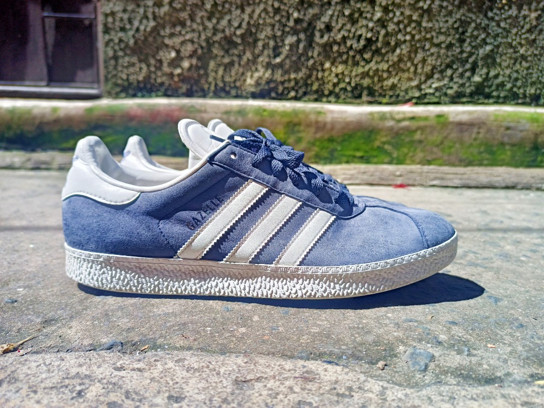 VINTAGE ADIDAS GAZELLE SUEDE, Men's Fashion, Footwear, Sneakers on ...