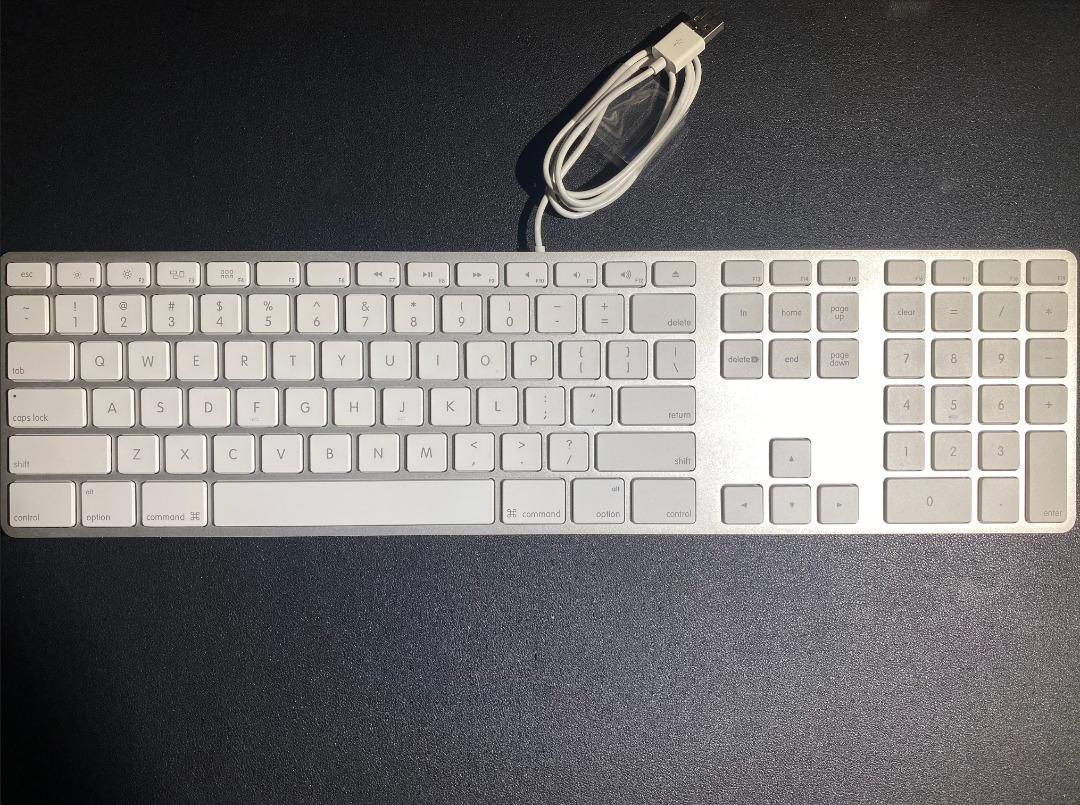 Wired Apple Keyboard With Numeric Keypad Computers And Tech Parts