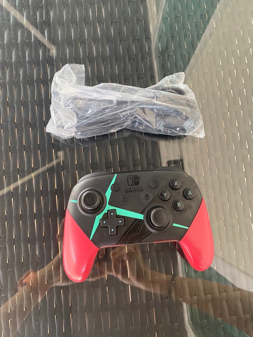 Xenoblade Nintendo Switch Pro Controller Limited Edition, Video Gaming ...