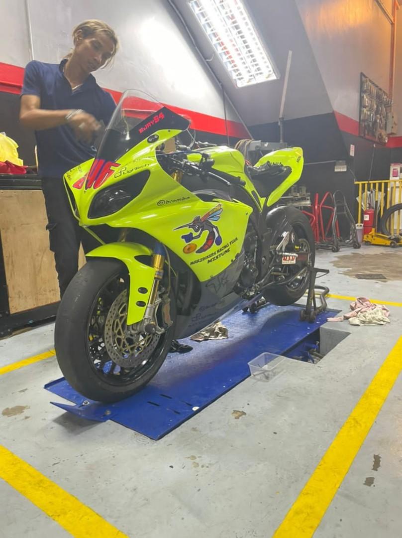 Yamaha R1 Full Wrap pluss Custom design, Auto Accessories on Carousell