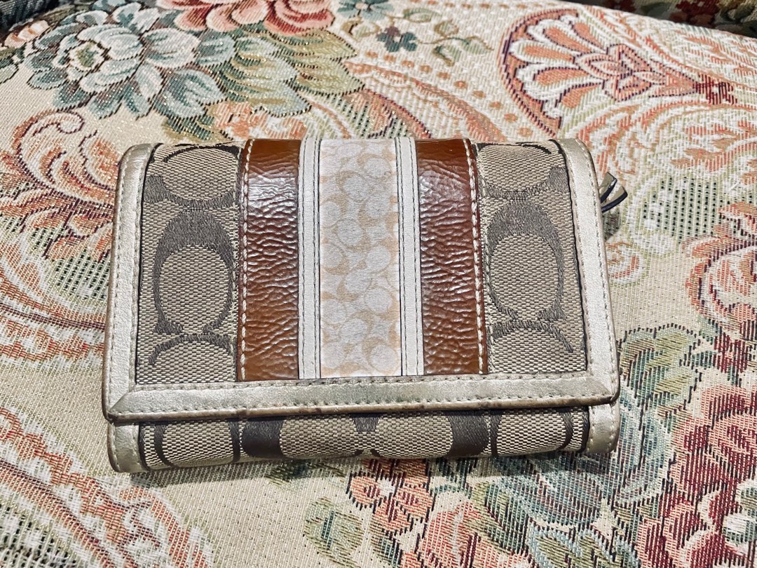 100% authentic coach wallet, Women's Fashion, Bags & Wallets, Wallets ...