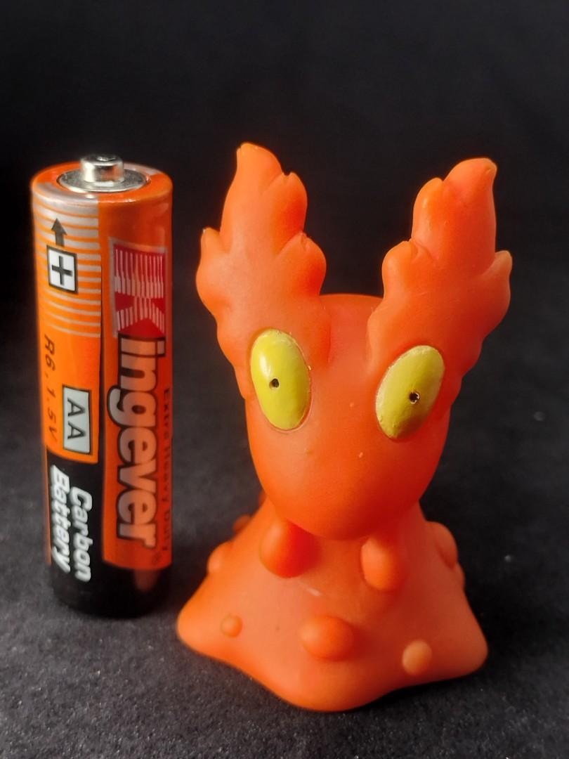 2000 POKEMON SLUGMA BANDAI FINGER PUPPET, Hobbies & Toys, Toys & Games ...