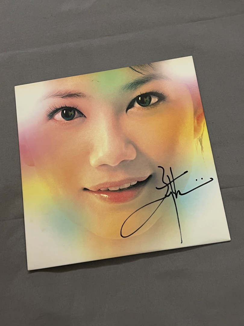 「梁靜茹 燕尾蝶」簽名宣傳單曲, 書籍、休閒與玩具, 樂器、音樂相關, 黑膠唱片在旋轉拍賣