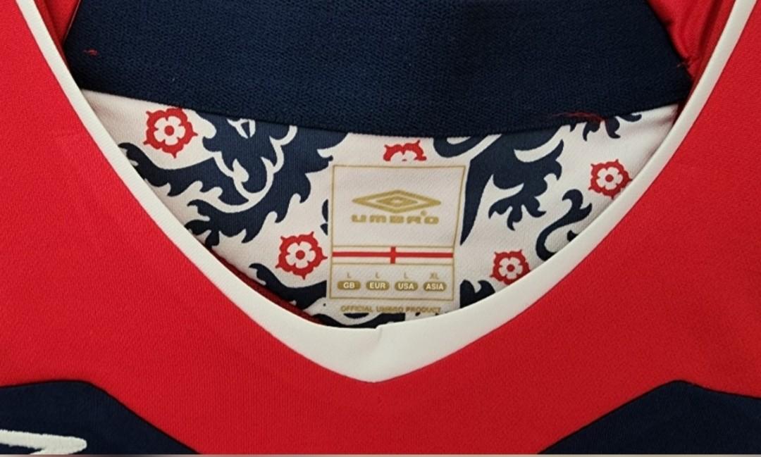 碧咸 英軍 百次上陣球衣 Beckham England 100th cap L 碼, 男裝, 運動服裝 - Carousell