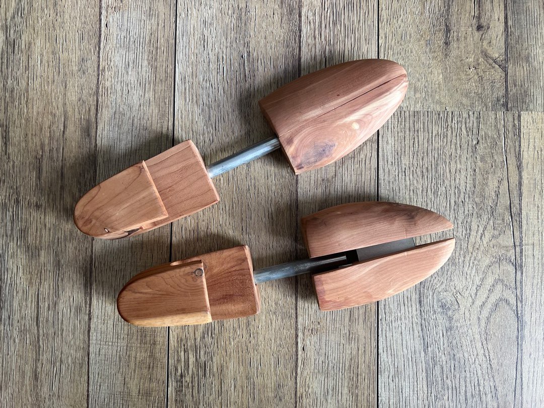 MUJI Red Cedar Shoe Keeper, Men's Fashion, Footwear, Shoe inserts ...