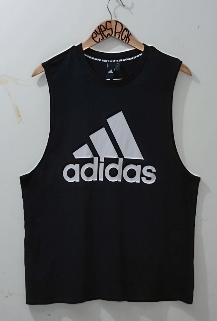 ADIDAS XL ON TAG BEST FIT SA LARGE, Men's Fashion, Activewear on Carousell