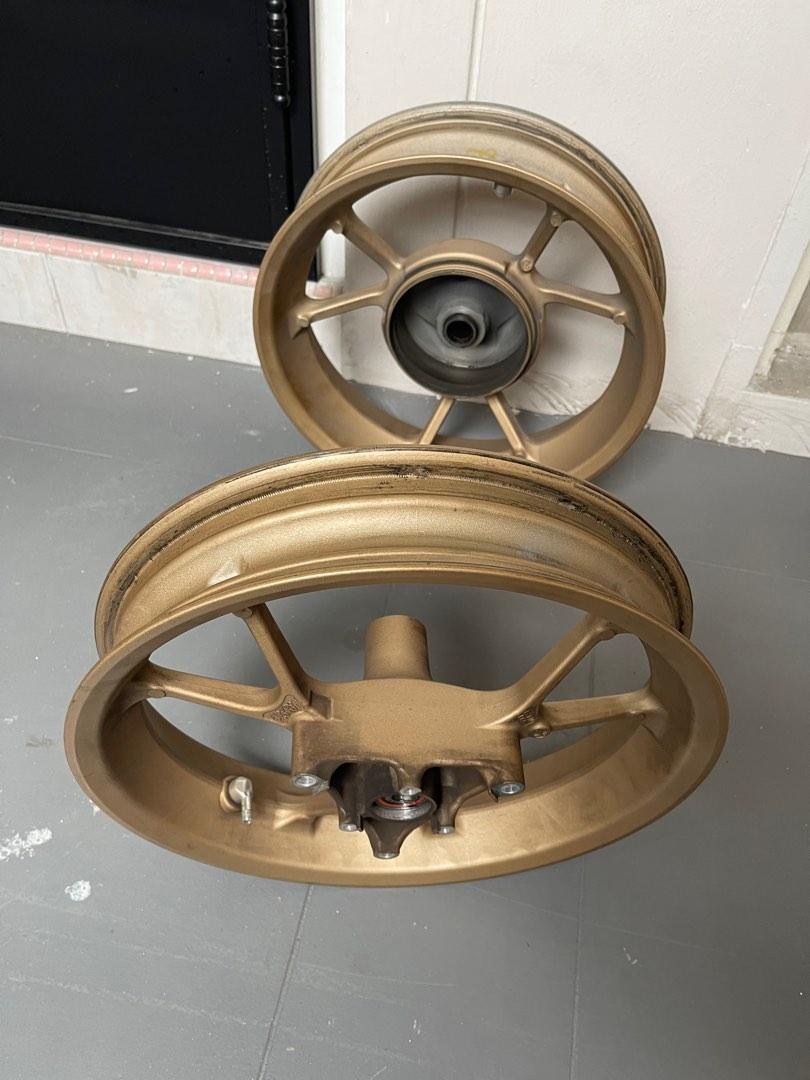 Aerox stock rim, Motorcycles, Motorcycle Accessories on Carousell