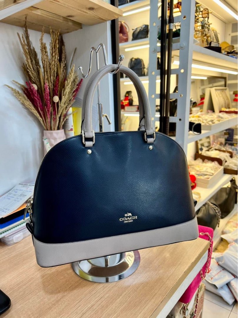 Auth COACH alma type bag, Luxury, Bags & Wallets on Carousell