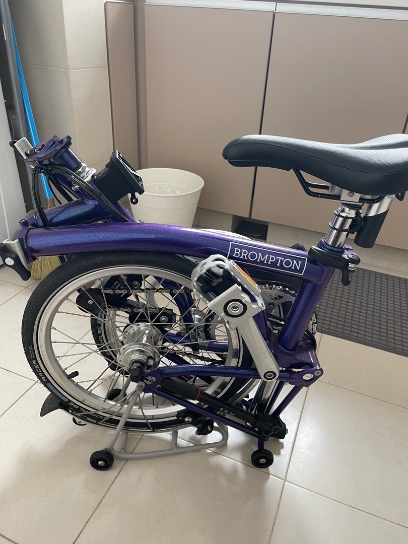Brompton blue with dynamo - barely used, Sports Equipment, Bicycles ...