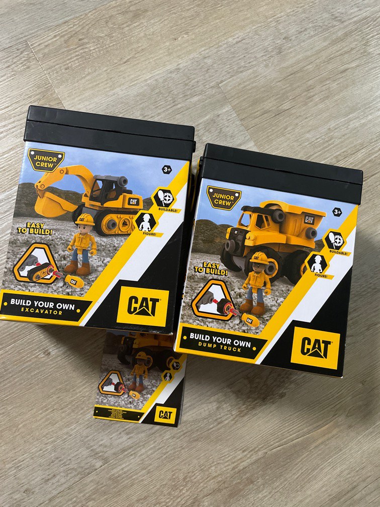 CAT Build Your Own Excavator and Dump Truck, Hobbies & Toys, Toys ...