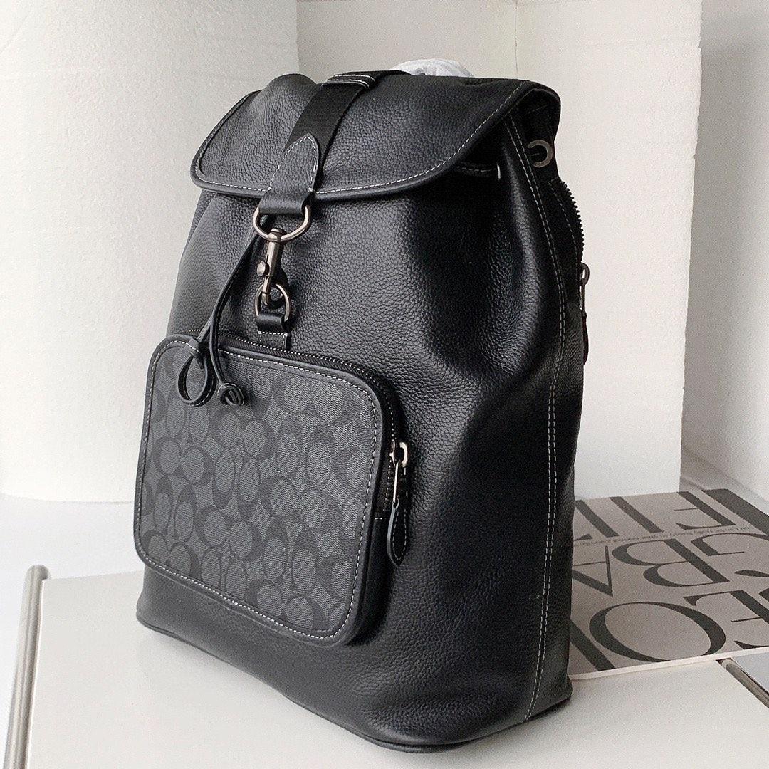 Coach Sullivan Backpack In Signature Canvas, Men's Fashion, Bags ...