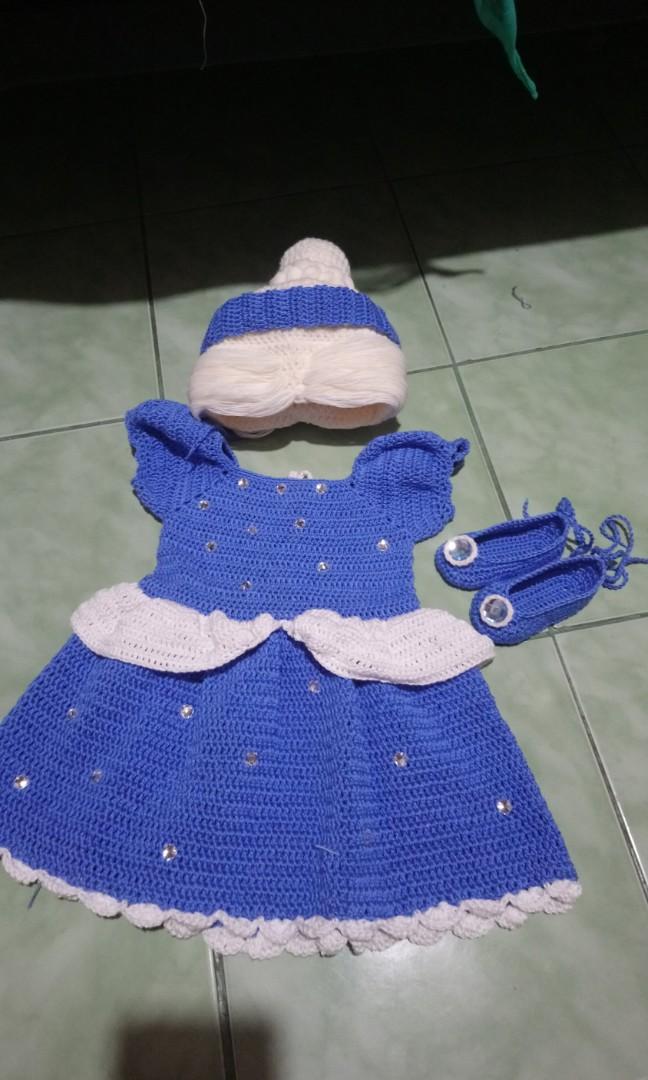 Crochet cinderella milestone set, Babies & Kids, Babies & Kids Fashion ...