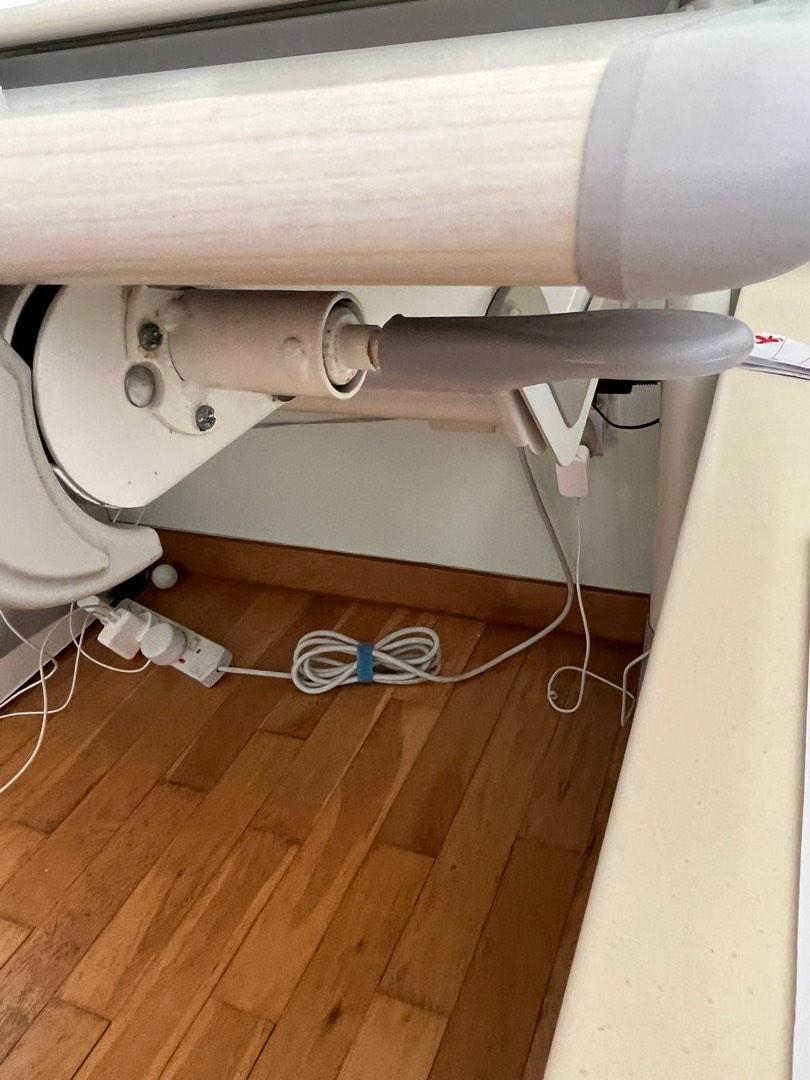 Ergoworks Impact Growing Desk (ergonomic kids table), Furniture & Home ...