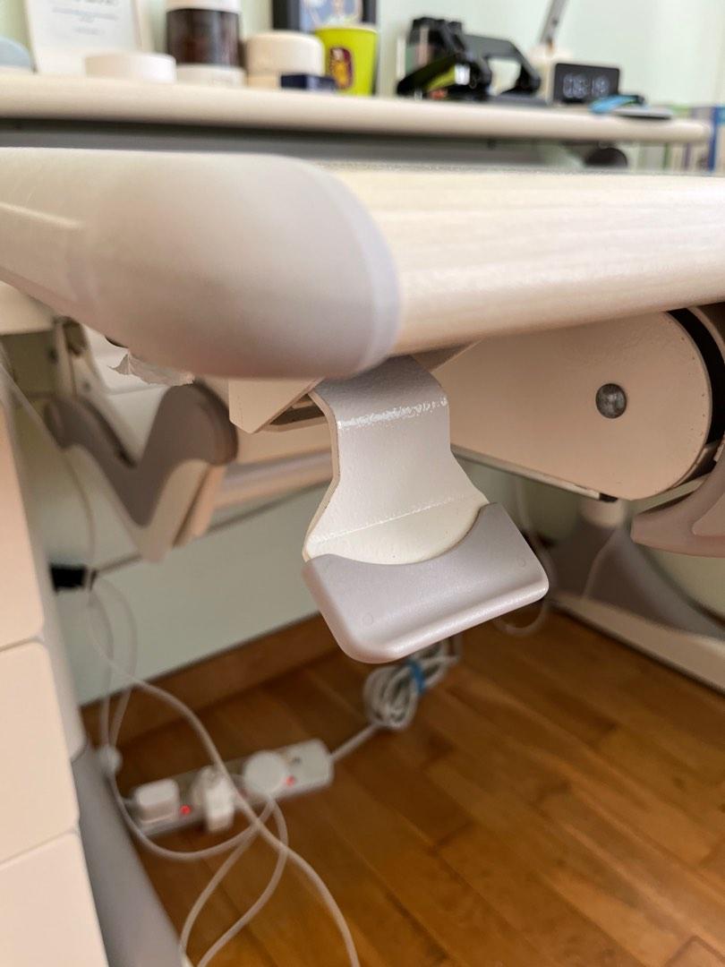 Ergoworks Impact Growing Desk (ergonomic kids table), Furniture & Home ...