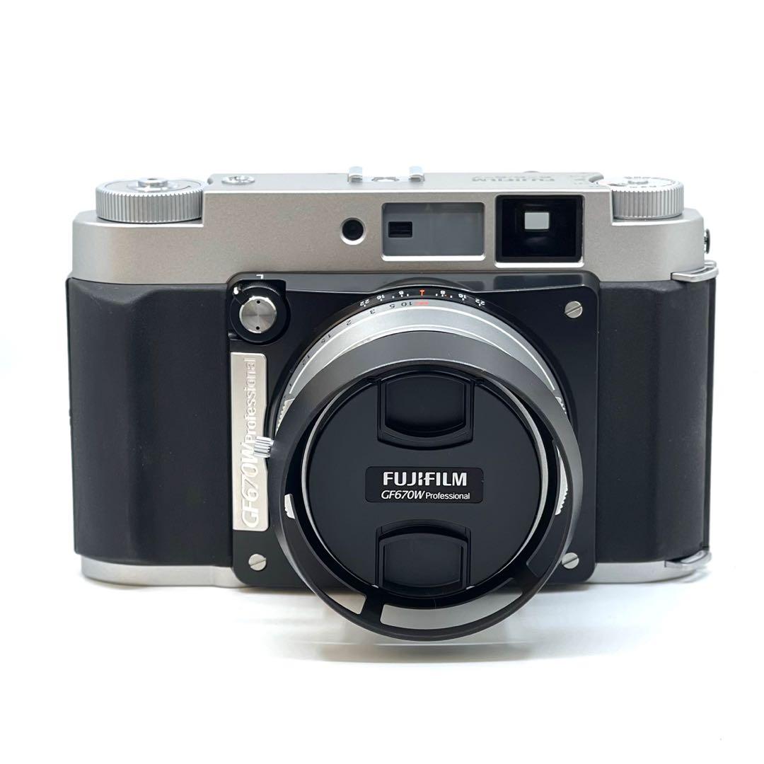 Fujifilm GF670W like new ( 55mm f4.5 ), 攝影器材, 相機 - Carousell