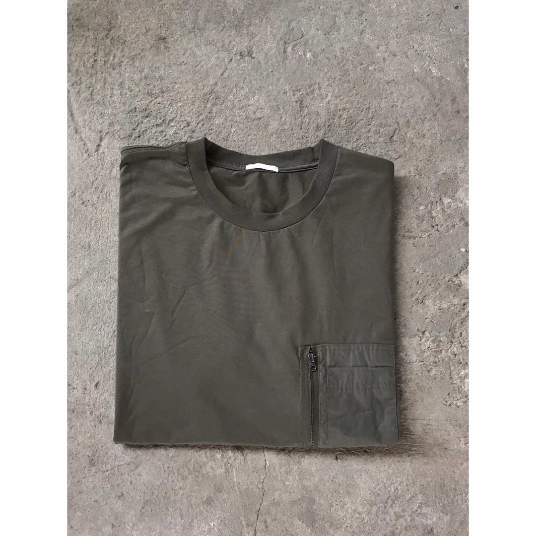 GU Japan "Olive Drab" Pocket Tee, Men's Fashion, Tops & Sets, Tshirts & Polo Shirts on Carousell