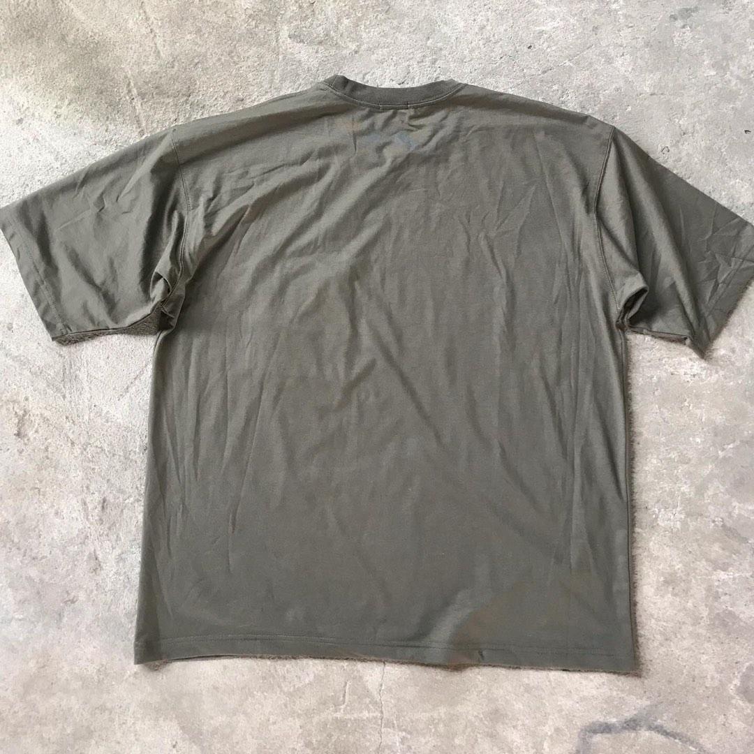 GU Japan "Olive Drab" Pocket Tee, Men's Fashion, Tops & Sets, Tshirts & Polo Shirts on Carousell