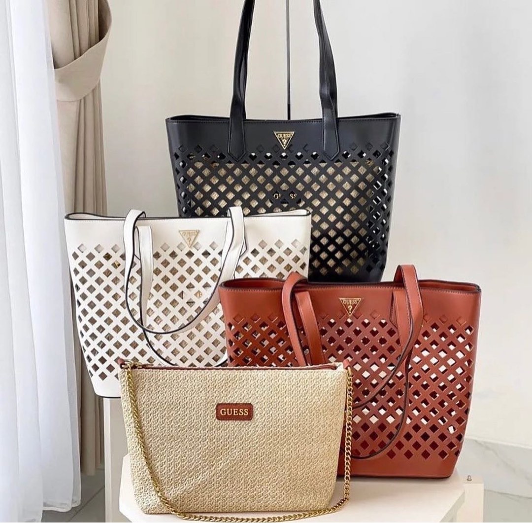 GUESS Aqua Tote 2 in 1, Women's Fashion, Bags & Wallets, Tote Bags on ...