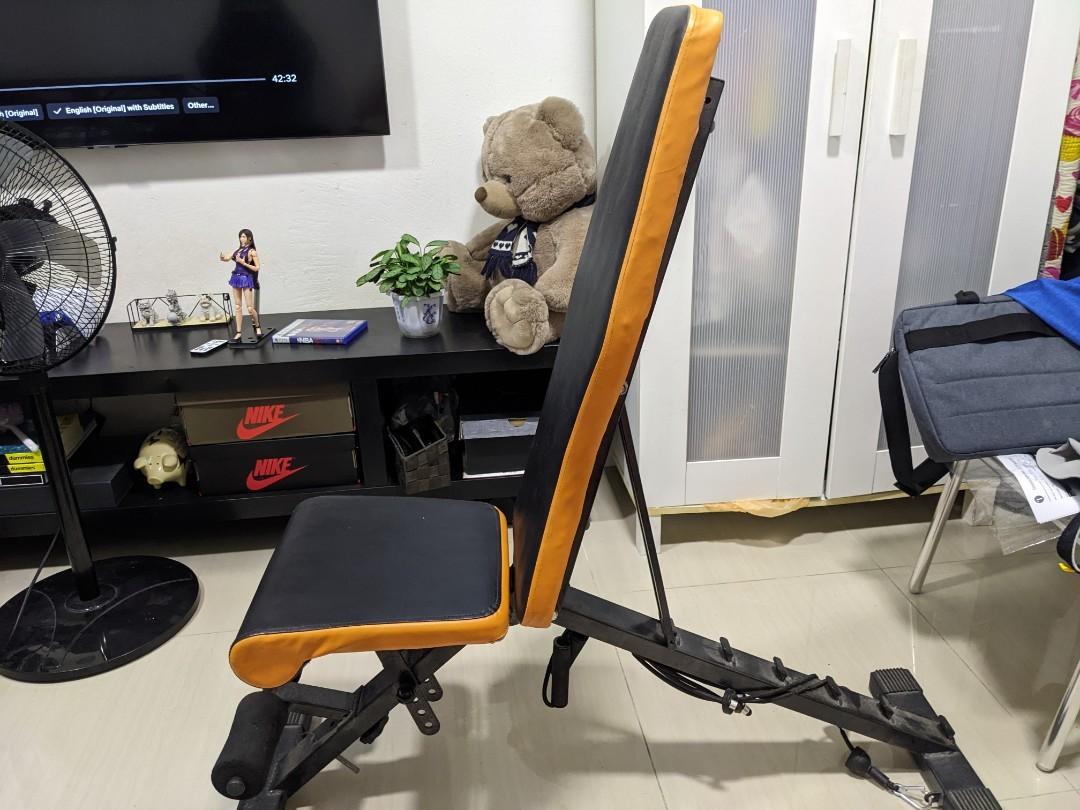 Gym chair, Sports Equipment, Exercise & Fitness, Cardio & Fitness ...