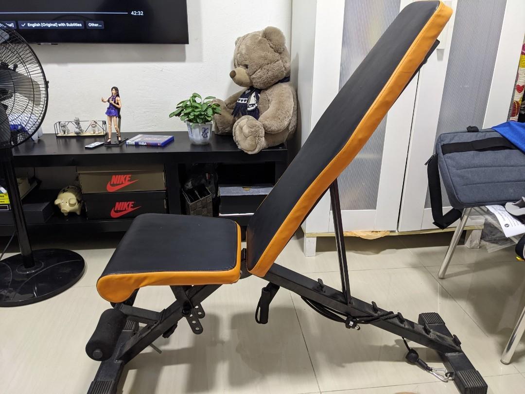 Gym chair, Sports Equipment, Exercise & Fitness, Cardio & Fitness ...