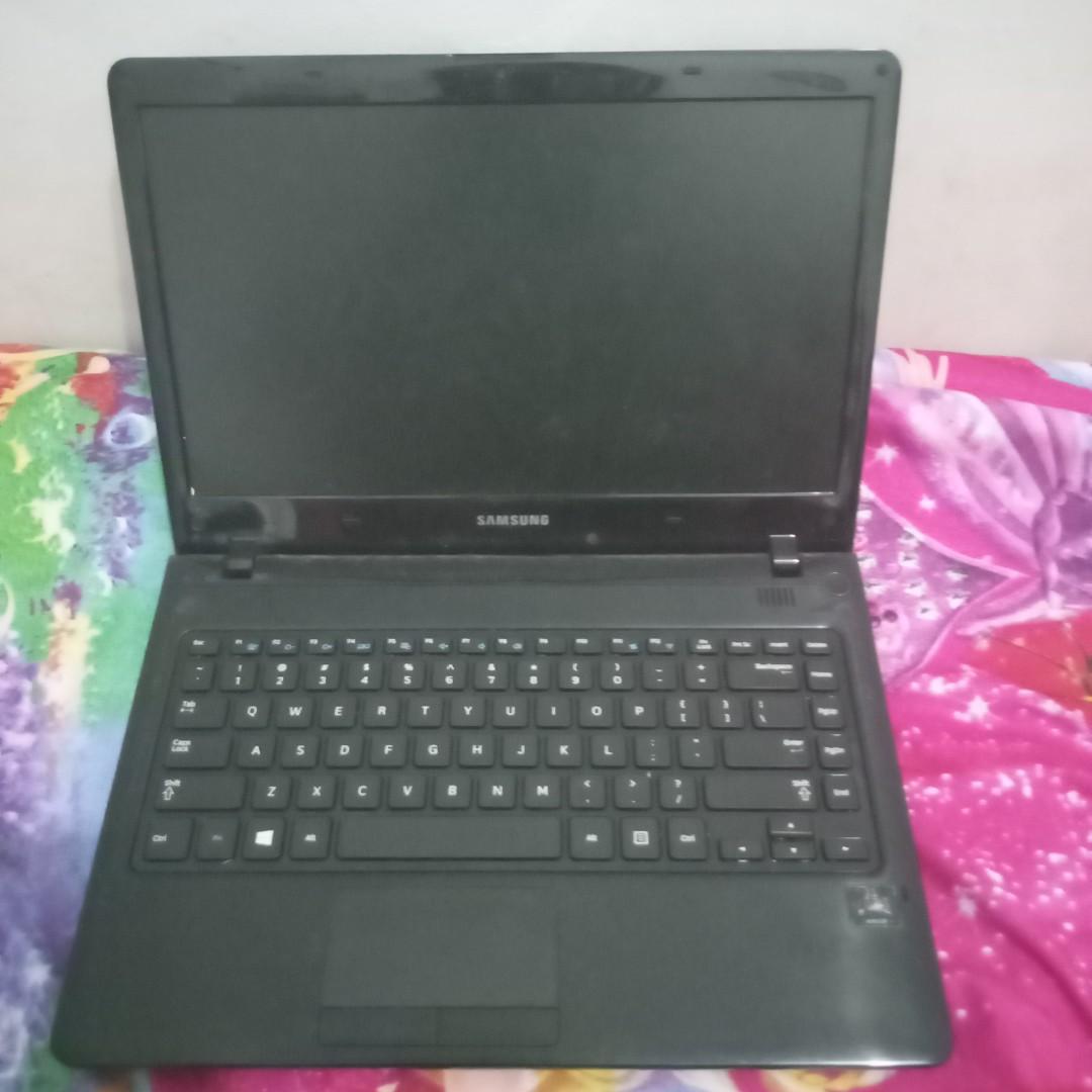 Laptop Samsung Hitam, Elektronik, Komputer, Laptop di Carousell