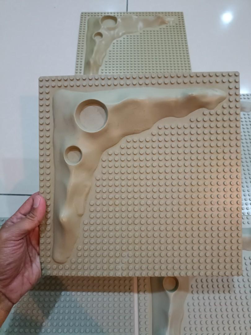 Lego Crater Plates Set 5 pcs, Hobbies & Toys, Toys & Games on Carousell