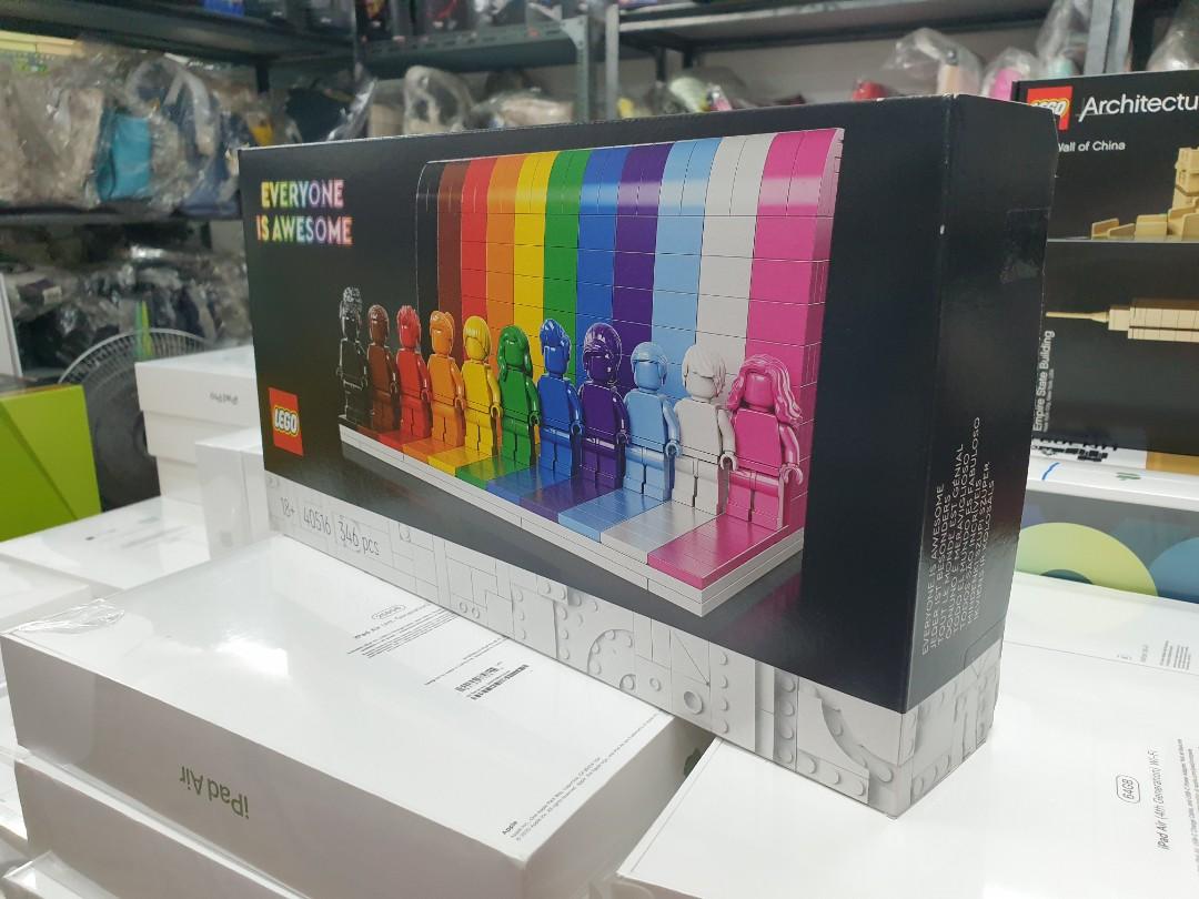 Lego Everyone is Awesome 40516, Hobbies & Toys, Toys & Games on Carousell