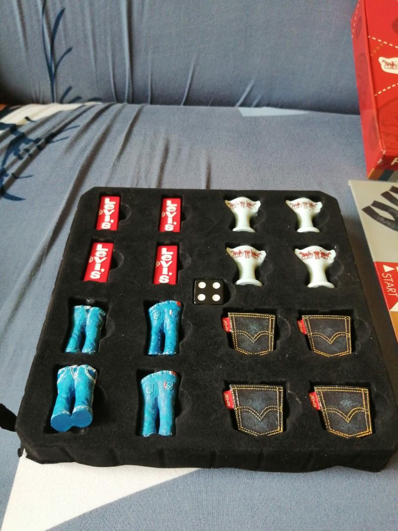 Levi's flying chess hard to find, Hobbies & Toys, Toys & Games on Carousell