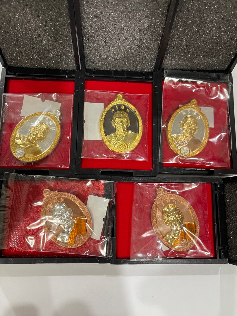 LP Phat - Wat Hui Duan Original Temple 3K & Black Gold Whole Set of ...