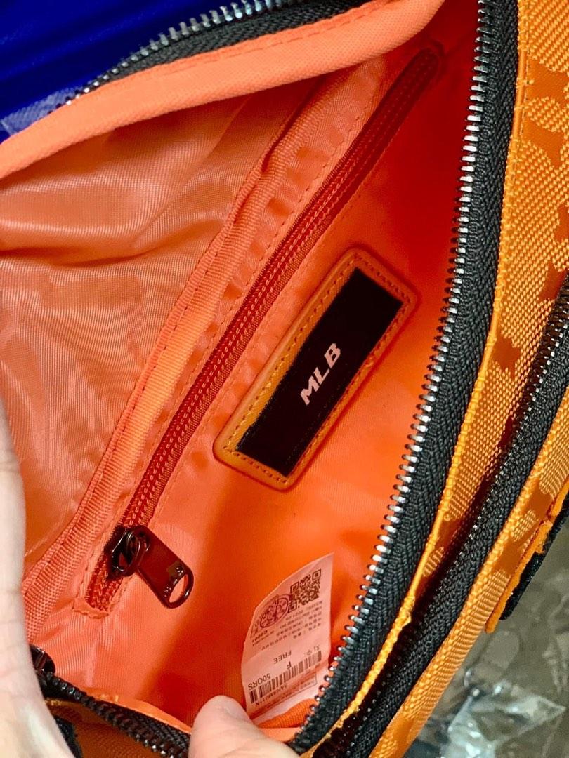 New York Yankees MLB Belted Body Bag, Men's Fashion, Bags, Belt bags ...